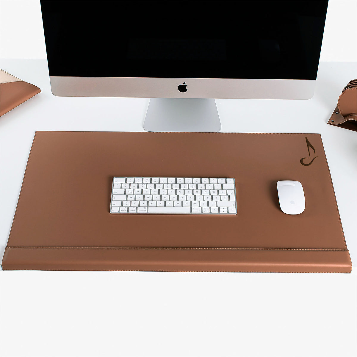 Leather Desk Pad with Edge Protector - Sycamotre Custom – SycamotreCustom